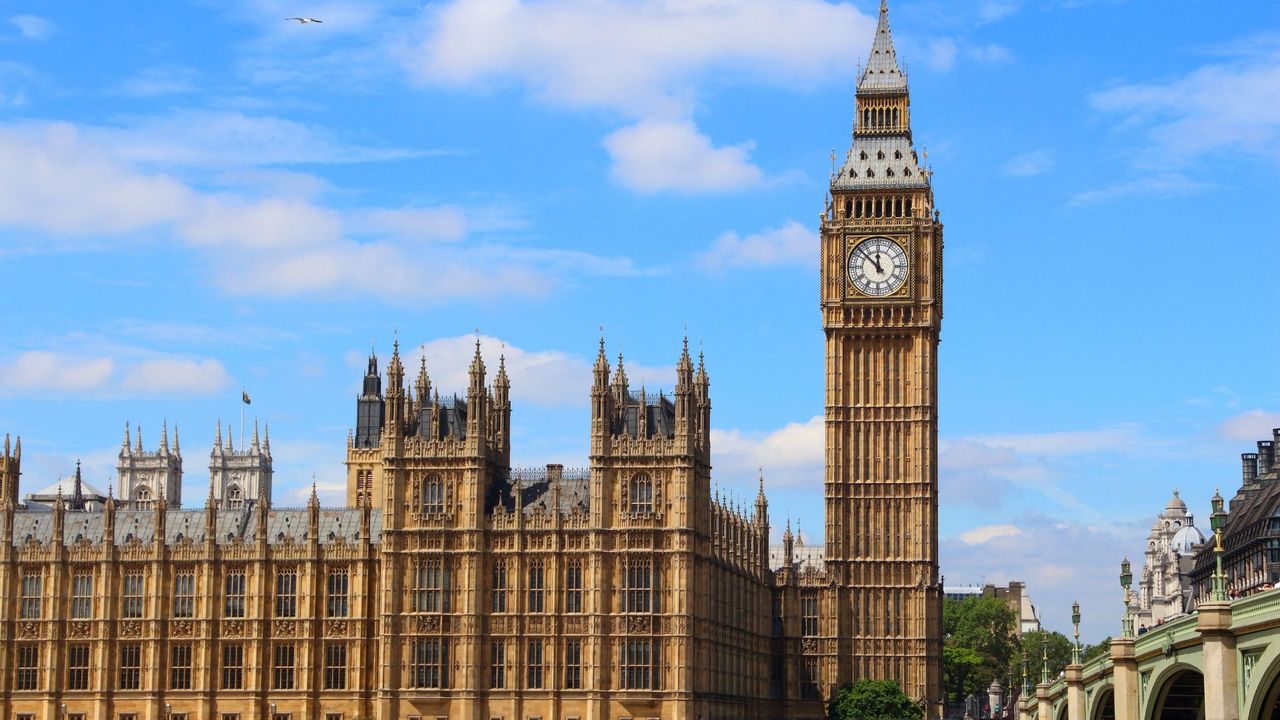 UK government AI uses models from OpenAI, Google, and Anthropic | AI ...